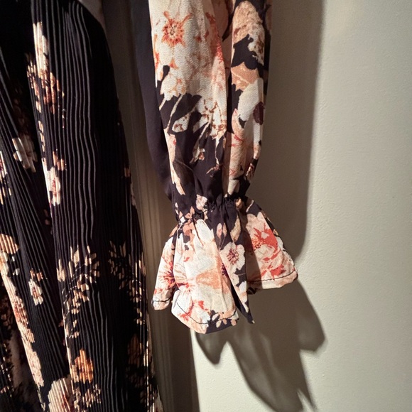 Dresses | Brand New Long Sleeve Midi Dress With Ruffle Wrist | Poshmark